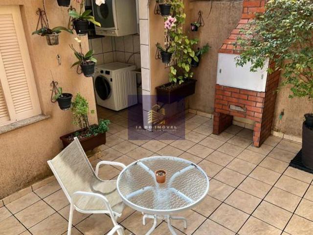 Casa com 2 dormitórios na região da Vila Mascote!