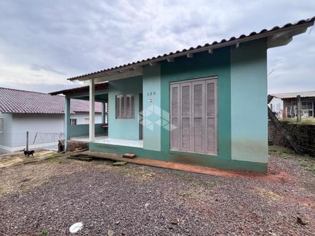 Casa com 2 dormitórios no bairro Arroio Grrande