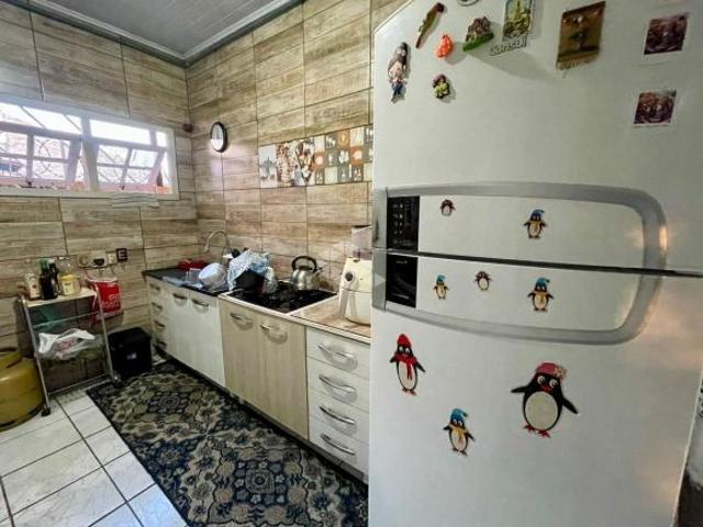 Casa com 2 dormitórios no bairro Niterói, Canoas