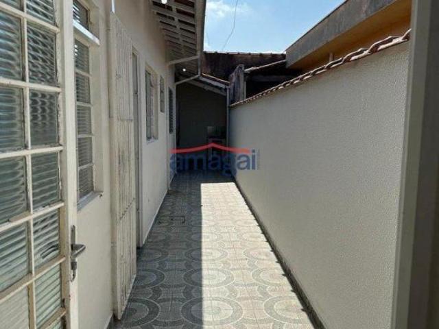 casa com 2 dormitórios no Parque Santo Antonio