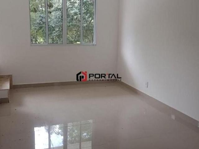 Casa com 2 dormitórios à venda, 106 m² por R$ 460.000,00 Cotia Cotia/SP