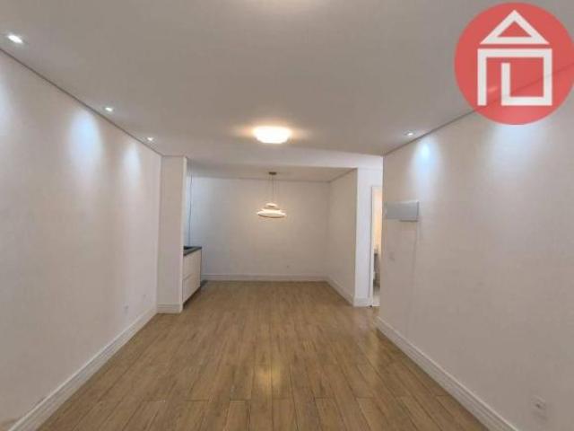 Casa com 2 dormitórios à venda, 108 m² por R$ 690.000,00 Santa Luzia Bragança Paulista/SP