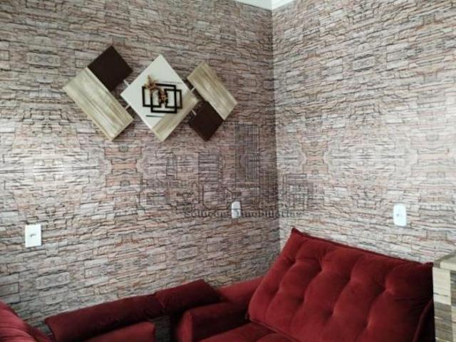 Casa com 2 dormitórios à venda, 109 m² por R$ 350.000
