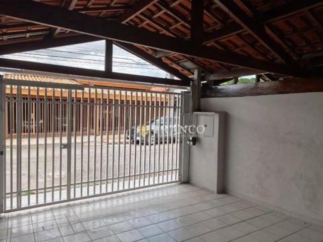 Casa com 2 dormitórios à venda, 100 m² Independência Taubaté/SP