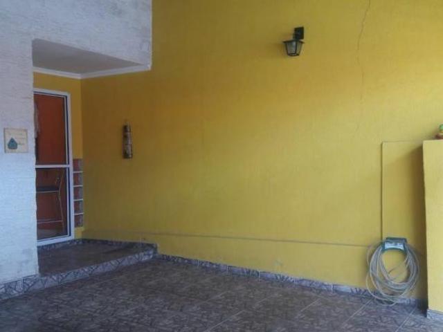 Casa com 2 dormitórios à venda, 100 m² por R$ 320.000,00 Jardim Santa Marina Jacareí/SP