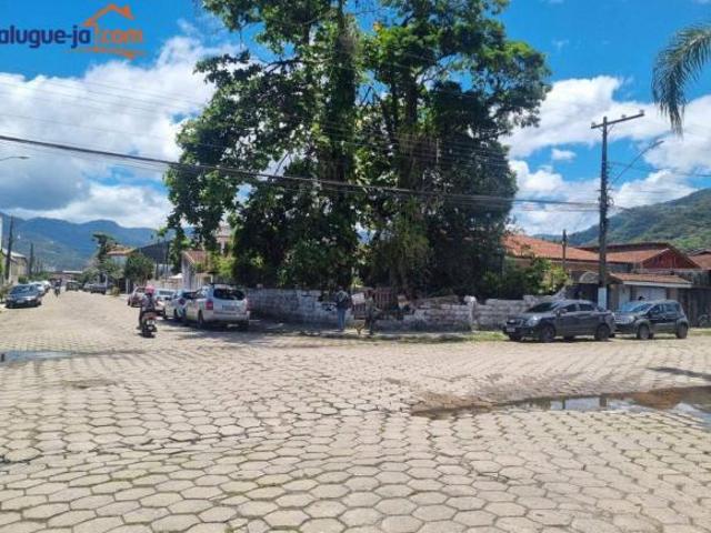 Casa com 2 dormitórios à venda, 100 m² por R$ 700.000,00 Centro Ubatuba/SP