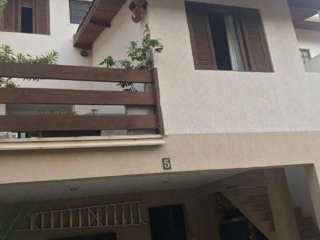 Casa com 2 dormitórios à venda, 117 m² por R$ 680.000,00 Angra de São Francisco São Sebastião/SP