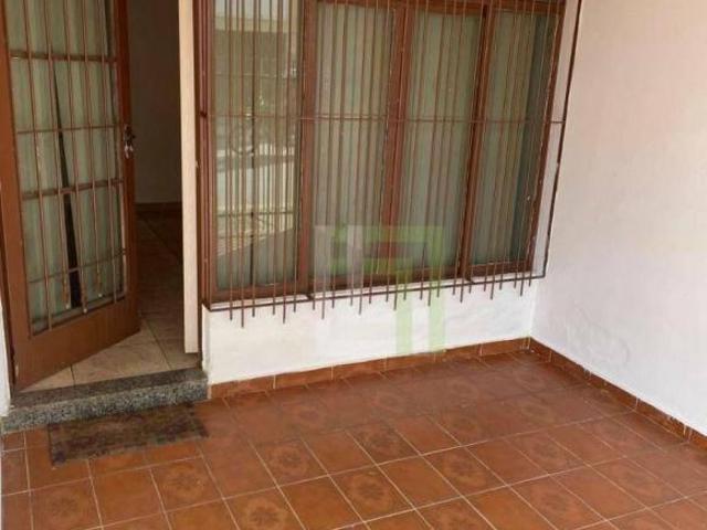 Casa com 2 dormitórios à venda, 117 m² por R$ 800.000,00 Cidade Santos Dumont Jundiaí/SP