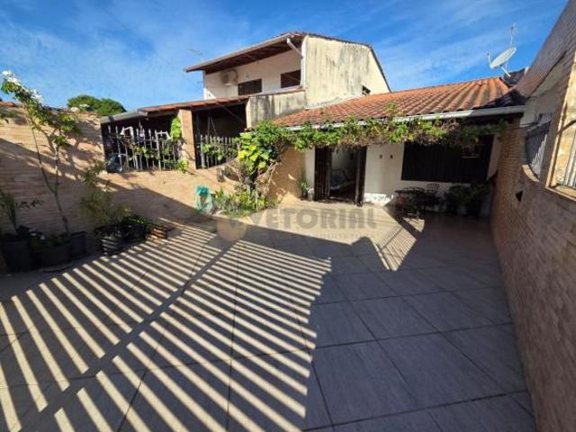 Casa com 2 dormitórios à venda, 119 m² por R$ 580.000,00 Praia das Palmeiras Caraguatatuba/SP