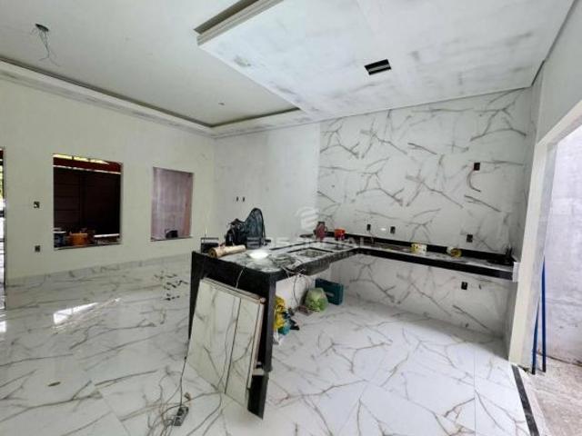 Casa com 2 dormitórios à venda, 110 m² por R$ 410.000,00 Residencial Ouro Verde Botucatu/SP