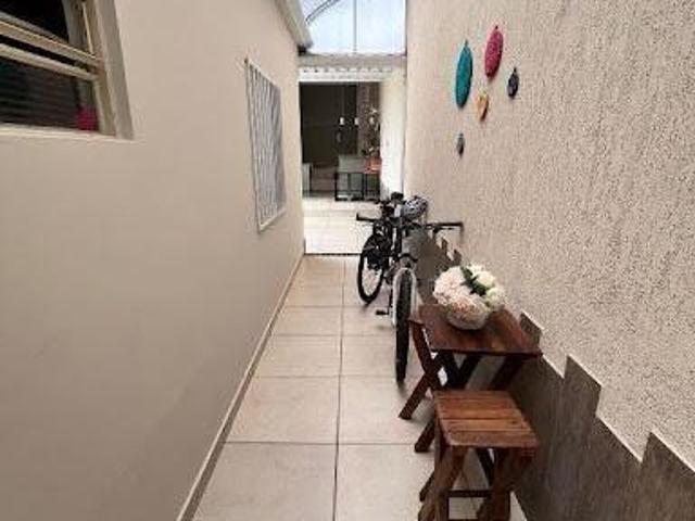 Casa com 2 dormitórios à venda, 112 m² por R$ 380.000
