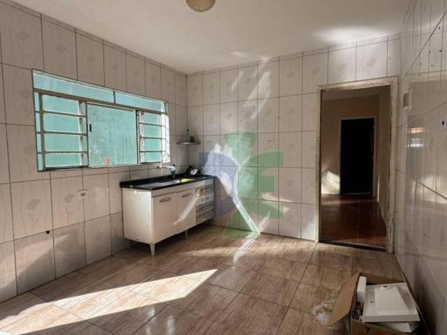 Casa com 2 dormitórios à venda, 125 m² por R$ 270.000,00 Jardim Emília Jacareí/SP