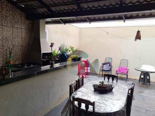 Casa com 2 dormitórios à venda, 126 m² por R$ 450.000 Jardim dos Coqueiros Barretos/SP
