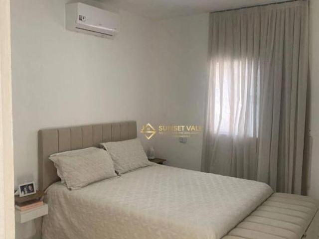 Casa com 2 dormitórios à venda, 127 m² por R$ 445.000,00 Jardim Califórnia Jacareí/SP