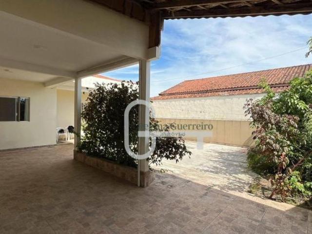 Casa com 2 dormitórios à venda, 120 m² por R$ 330.000,00 Est dos Eucaliptos Peruíbe/SP