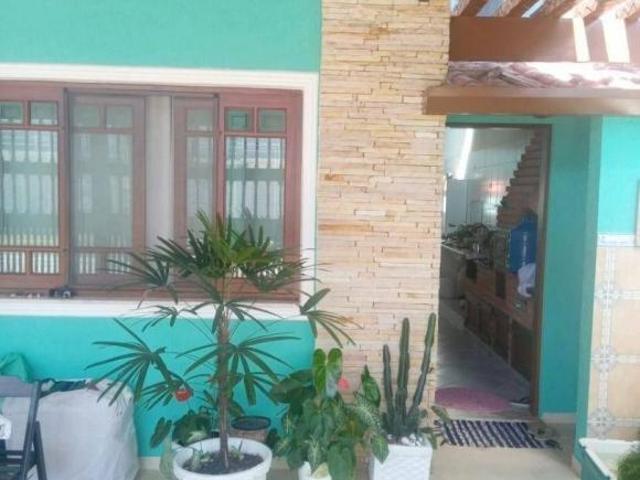 Casa com 2 dormitórios à venda, 120 m² por R$ 570.000,00 Maitinga Bertioga/SP