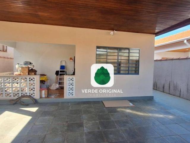 Casa com 2 dormitórios à venda, 136 m² por R$ 740.000,00 Centro São Bento do Sapucaí/SP