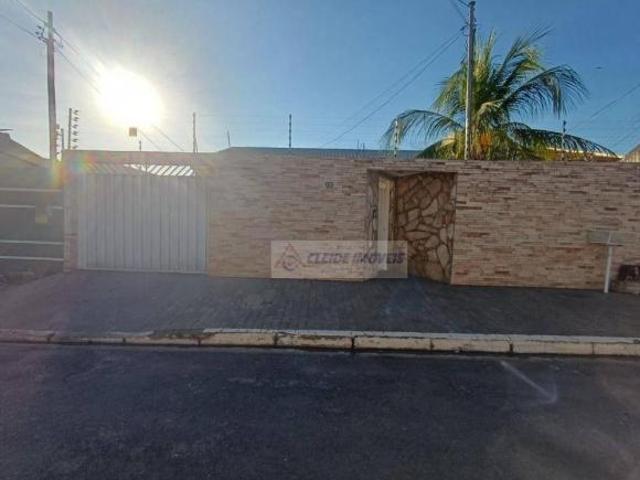Casa com 2 dormitórios à venda, 137 m² por R$ 480.000,00 Jardim Jockey Club Cuiabá/MT