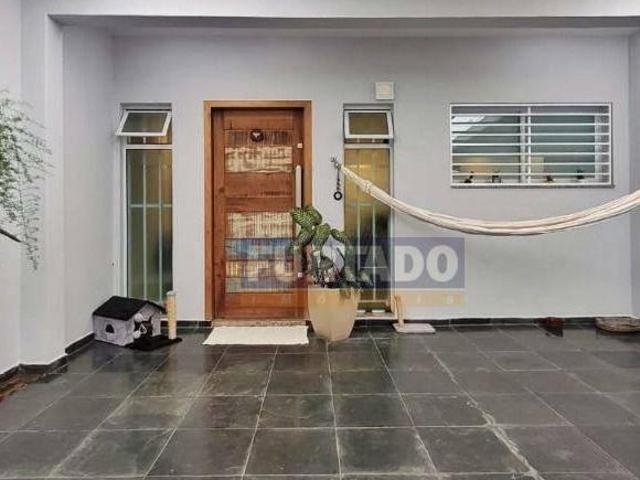 Casa com 2 dormitórios à venda, 137 m² Vila Assunção Santo André/SP