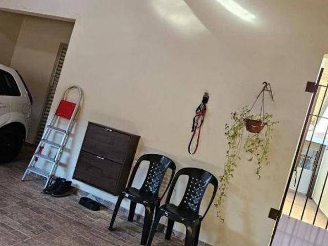 Casa com 2 dormitórios à venda, 130 m² por R$ 380.000,00 Conjunto Habitacional Vila Réggio Campi