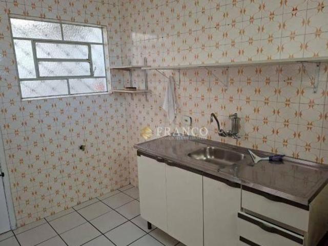 Casa com 2 dormitórios à venda, 130 m² por R$ 400.000,00 Vila Jaboticabeira Taubaté/SP