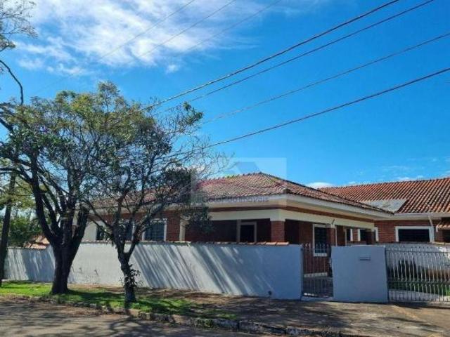 Casa com 2 dormitórios à venda, 147 m² por R$ 850.000 Aguas De Sao Pedro Águas de São Pedro/SP