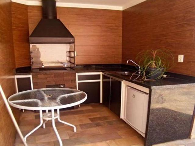 Casa com 2 dormitórios à venda, 148 m² por R$ 640.000,00 Santa Ângela Poços de Caldas/MG