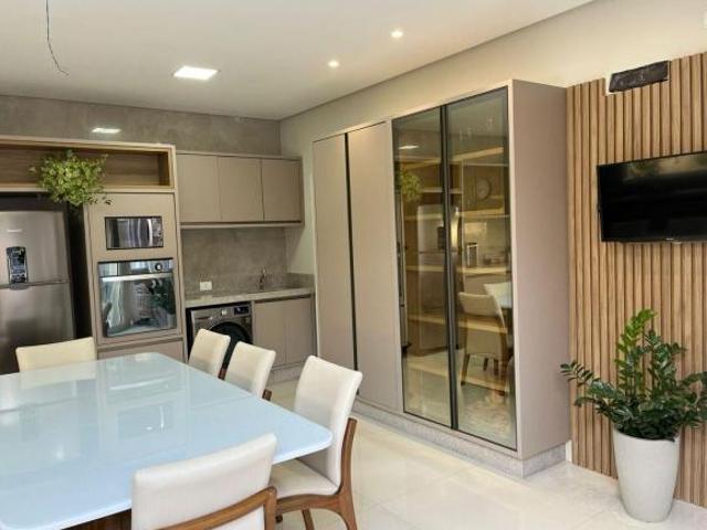 Casa com 2 dormitórios à venda, 140 m² por R$ 995.000,00 Jardim da Luz Londrina/PR