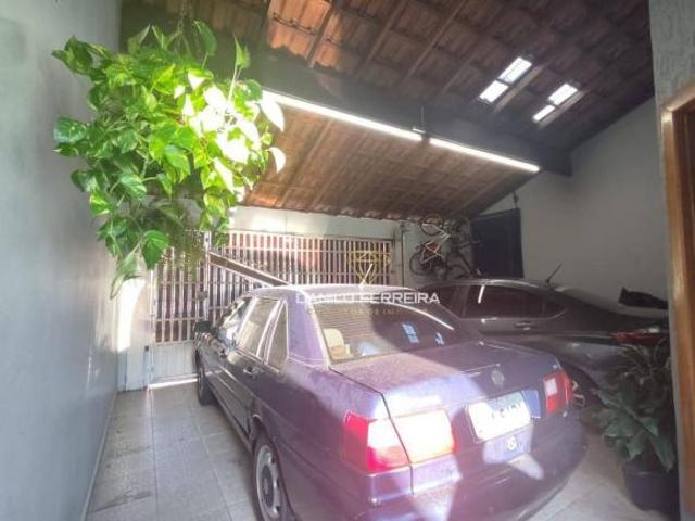 Casa com 2 dormitórios à venda, 142 m² por R$ 450.000,00 Residencial Santa Madre Paulina Salto/S