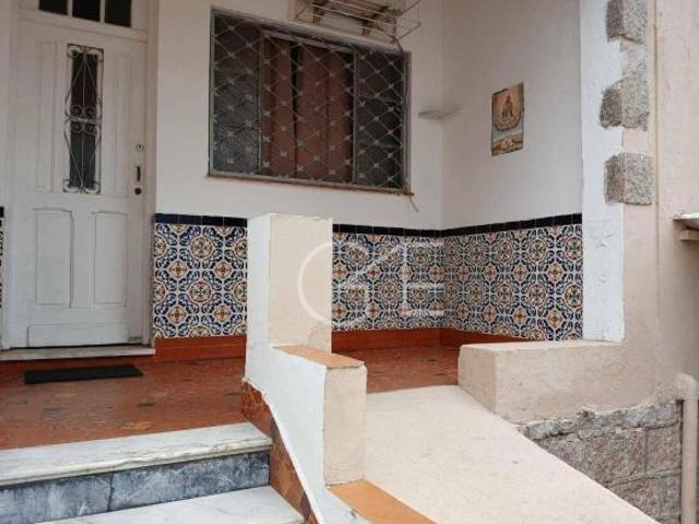 Casa com 2 dormitórios à venda, 156 m² por R$ 745.000,00 Vila Belmiro Santos/SP