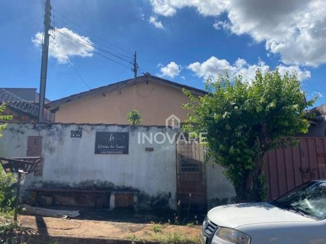 Casa com 2 dormitórios à venda, 150 m² por R$ 180.000,00 Setor Paranaíba Itumbiara/GO
