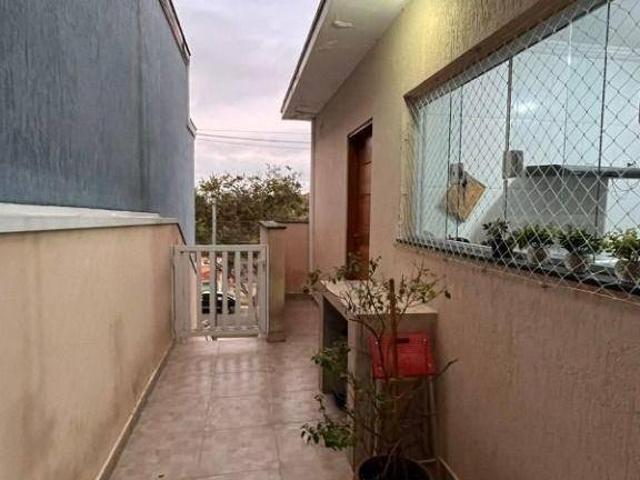 Casa com 2 Dormitórios à Venda, 150m² por R$799.990 Cotia/SP