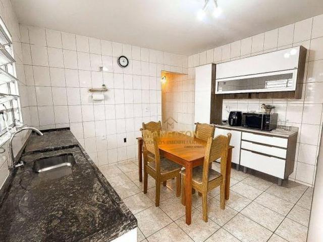 Casa com 2 dormitórios à venda, 168 m² por R$ 980.000,00 Jardim Pacaembu Jundiaí/SP