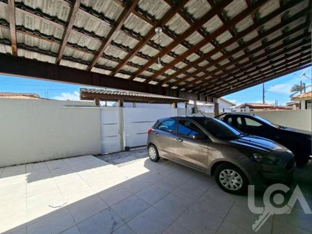 Casa com 2 dormitórios à venda, 160 m² por R$ 600.000,00 Praia das Palmeiras Caraguatatuba/SP
