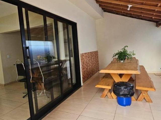 Casa com 2 dormitórios à venda, 160 m² por R$ 650.000,00 Vila Azenha Nova Odessa/SP