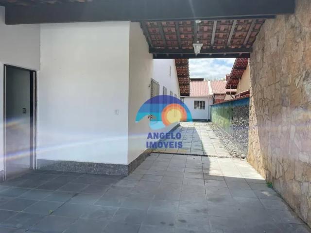 Casa com 2 dormitórios à venda, 161 m² por R$ 550.000,00 Estância Balneária Maria Helena Novaes