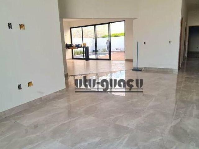 Casa com 2 dormitórios à venda, 161 m² por R$ 750.000,00 Residencial Parque Imperial Salto/SP