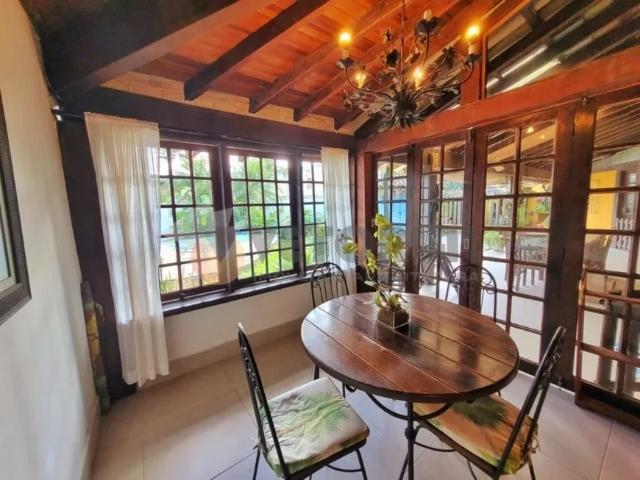 Casa com 2 dormitórios à venda, 161 m² por R$ 800.000,00 Martim de Sá Caraguatatuba/SP
