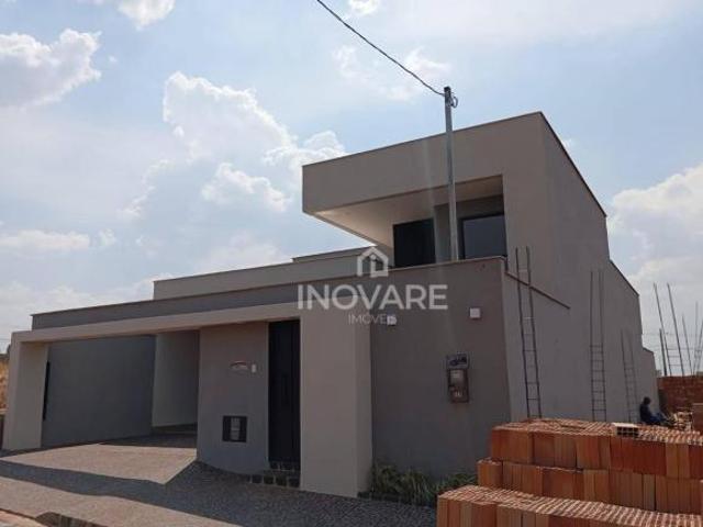 Casa com 2 dormitórios à venda, 162 m² por R$ 900.000,00 Residencial Beira Rio II Itumbiara/GO
