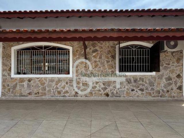 Casa com 2 dormitórios à venda, 175 m² por R$ 380.000,00 Balneário Florida Peruíbe/SP