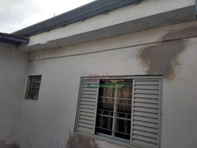 Casa com 2 dormitórios à venda, 170 m² por R$ 300.000,00 Parque Aeroporto Taubaté/SP