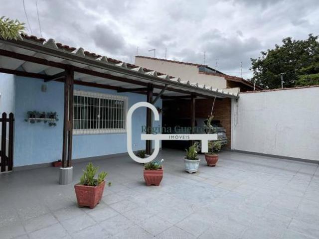 Casa com 2 dormitórios à venda, 170 m² por R$ 580.000,00 Centro Peruíbe/SP