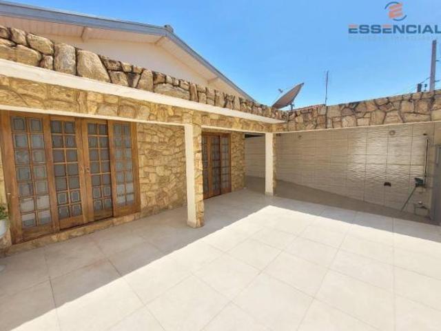 Casa com 2 dormitórios à venda, 189 m² por R$ 445.000,00 Vila Nossa Senhora de Fátima Botucatu/S