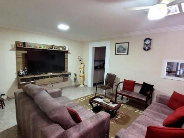 Casa com 2 dormitórios à venda, 180 m² por R$ 635.000,00 Parque Jaçatuba Santo André/SP