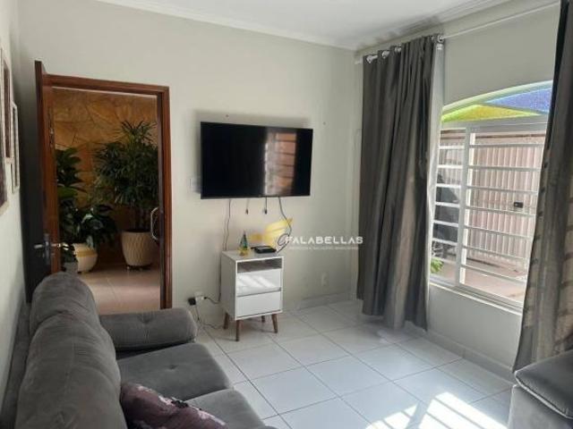 Casa com 2 dormitórios à venda, 180 m² por R$ 650.000,00 Jardim Pacaembu Jundiaí/SP