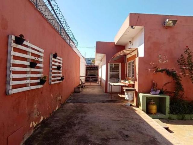 Casa com 2 dormitórios à venda, 205 m² por R$ 750.000,00 Ponte de São João Jundiaí/SP