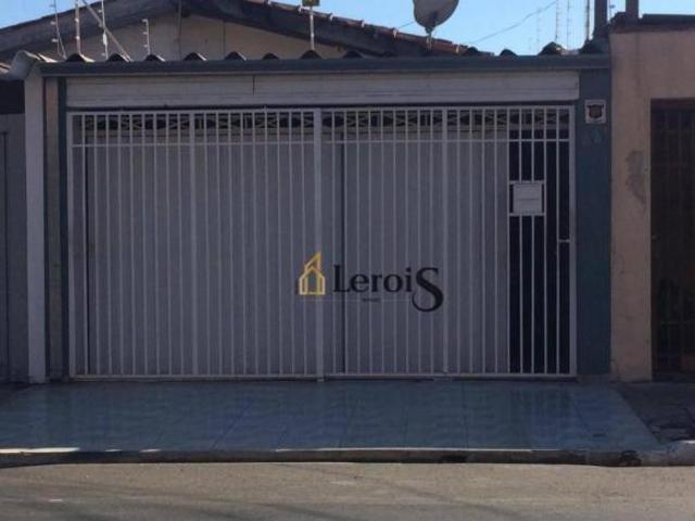 Casa com 2 dormitórios à venda, 205 m² por R$ 850.000,00 São Luiz Itu/SP