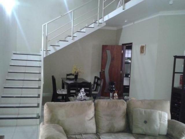 Casa com 2 dormitorios a venda, 200 m2 por R$ 480.000,00 Centro Guararapes/SP