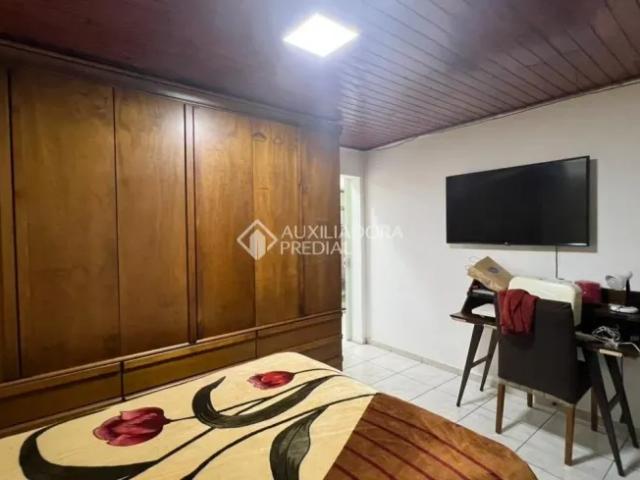 Casa residencial para venda no bairro Alves Dias com 200 m² e 2 dormitórios/quartos