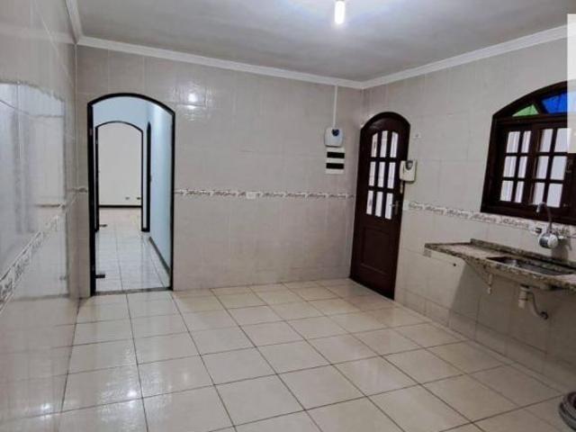 Casa com 2 dormitórios à venda, 200 m² por R$ 520.000,00 Centro Carapicuíba/SP